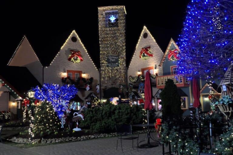 3 Amazing Christmas Stores In Pigeon Forge And Gatlinburg That You Have 3-amazing-christmas-stores-in-pigeon-forge-and-gatlinburg-that-you-have