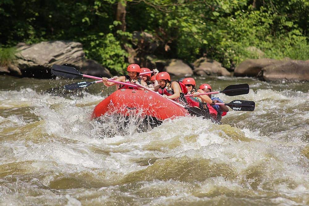 Top 3 Reasons Why White Water Rafting in the Smoky Mountains is the ...